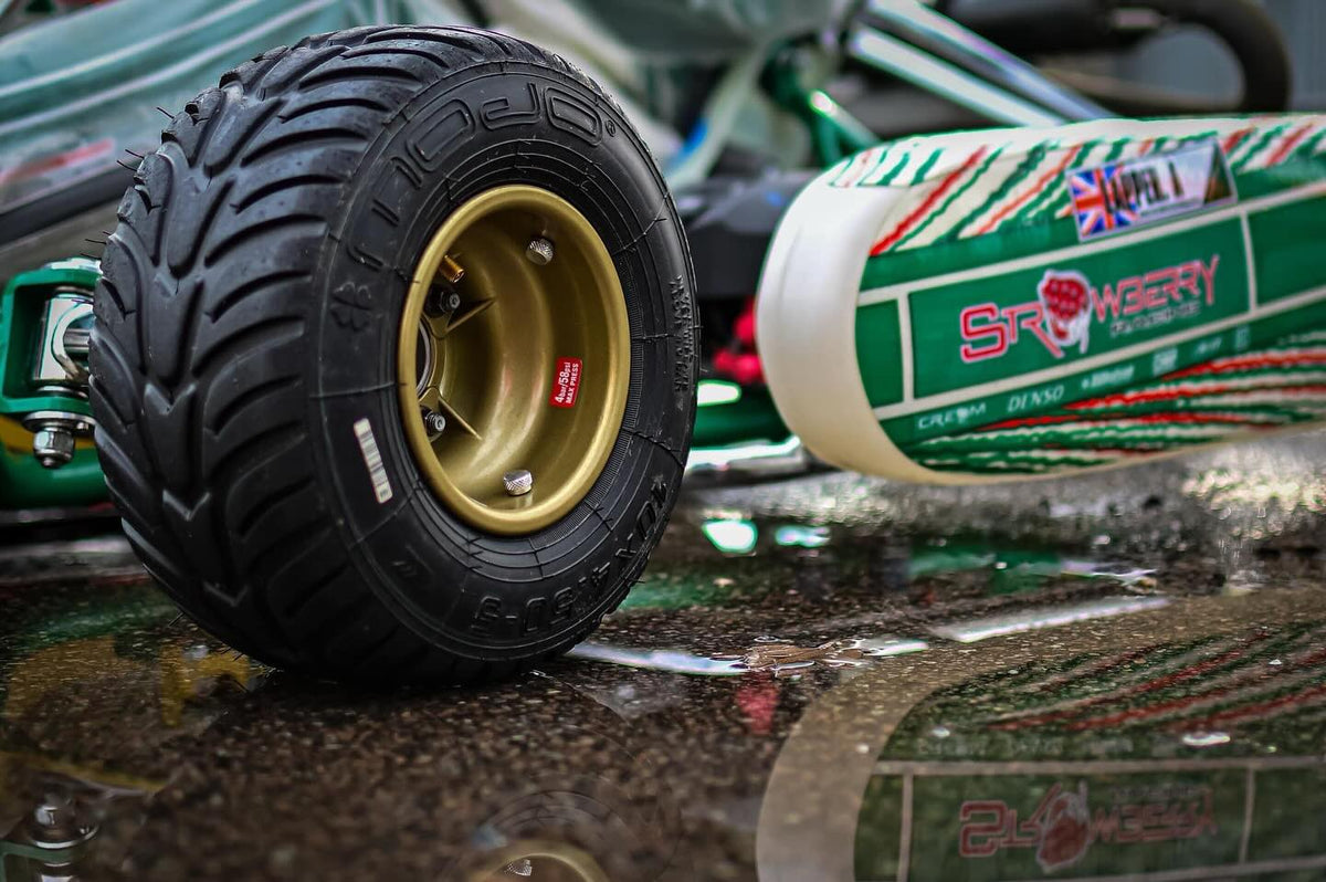 Last Chance To Order! – Strawberry Racing UK